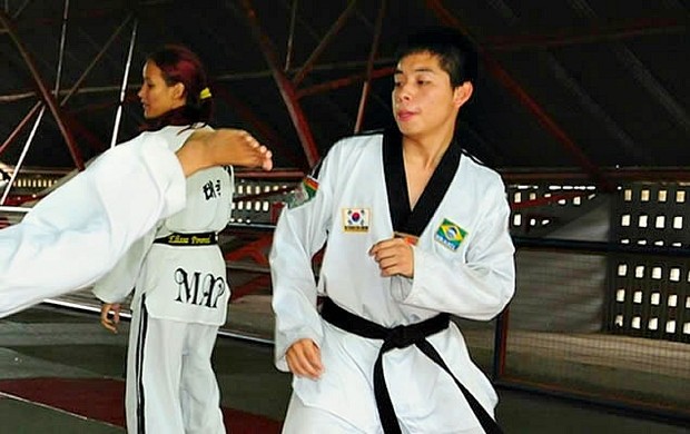 Contusão no joelho direito tira atleta do AM da disputa do Brasileiro ...