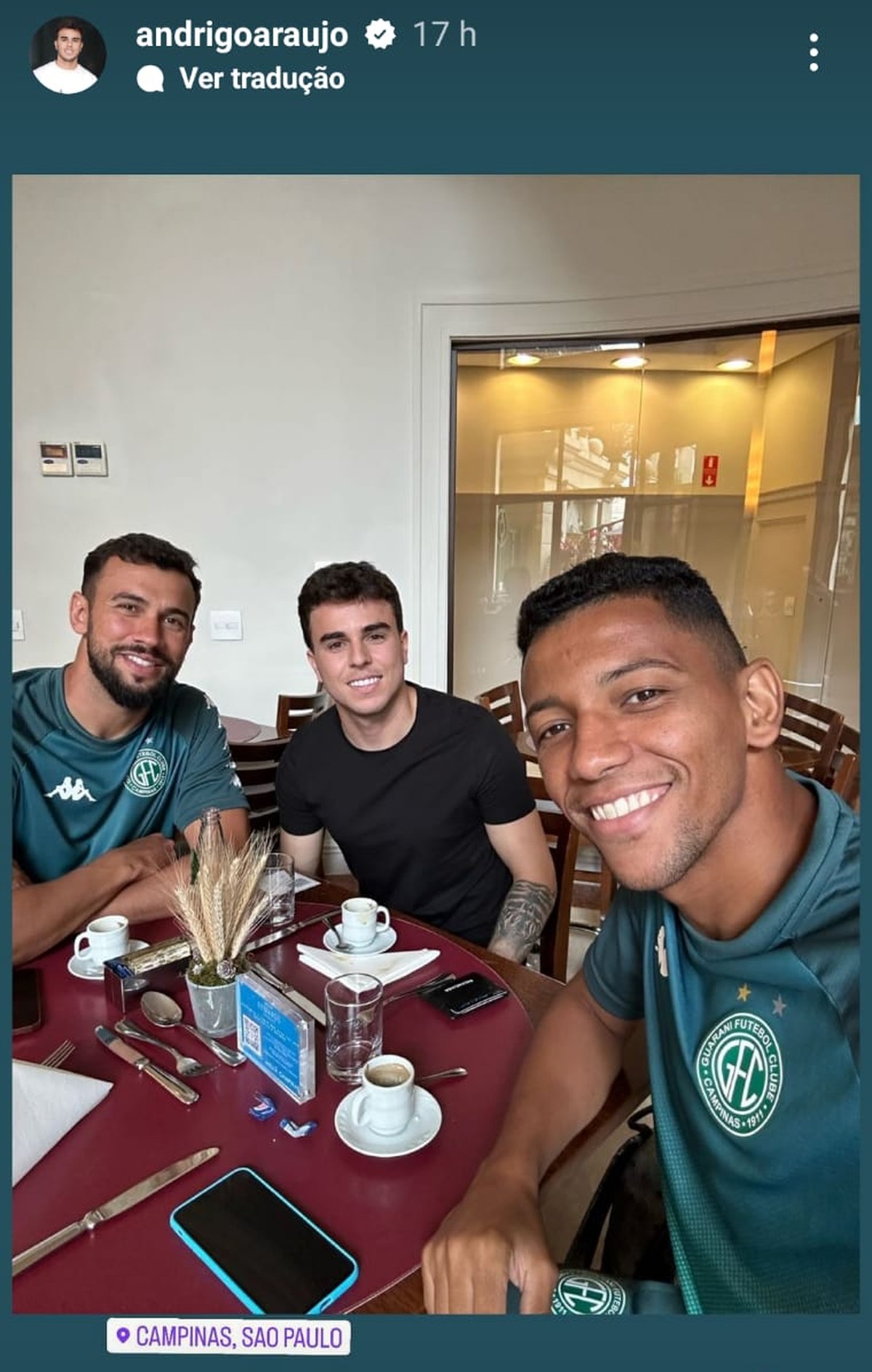 Luciano Castán aparece em foto vestindo camisa do Guarani | guarani | ge