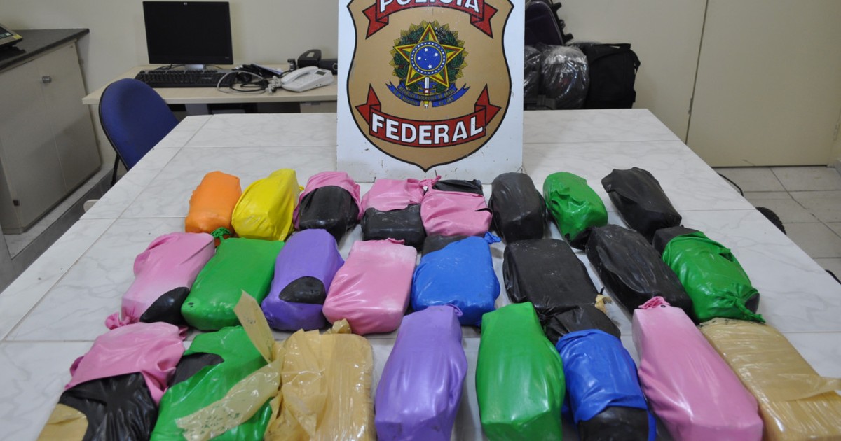 G1 - Polícia Federal apreende quase 27 quilos de pasta base de cocaína ...