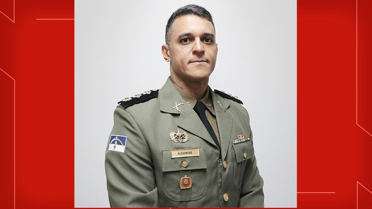 Casado, mais de 20 anos de carreira e 'caveira' do Bope: conheça major ...