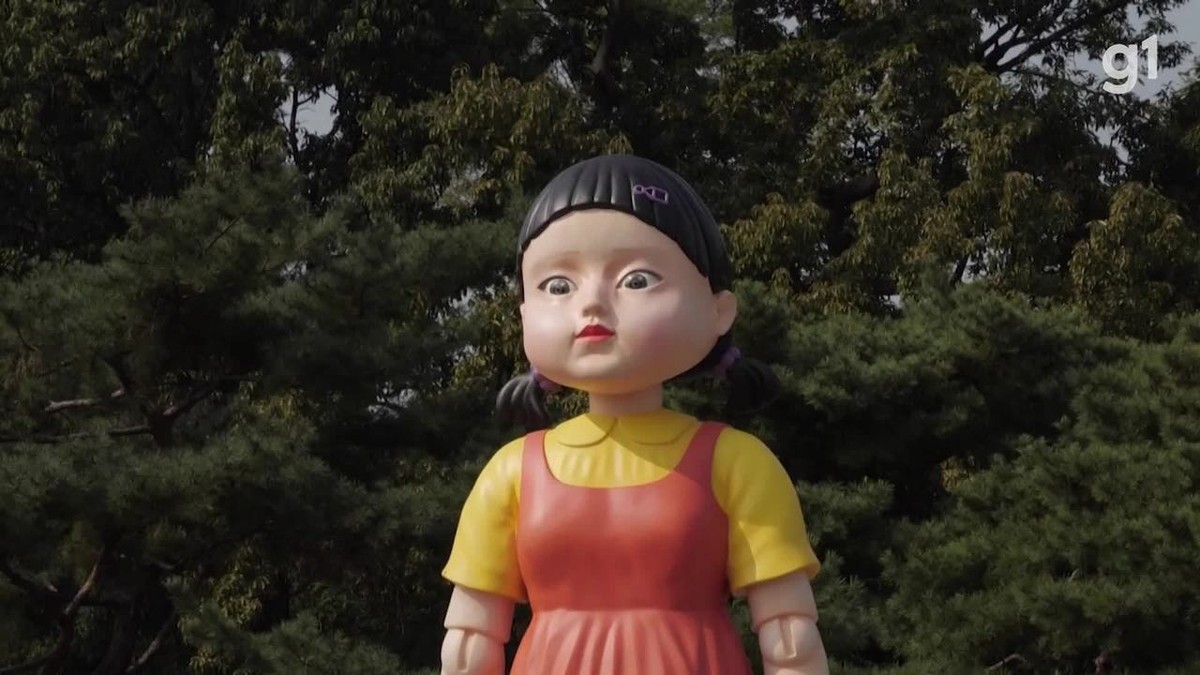 Boneca de 'Round 6' aparece em parque de Seul | TV e Séries | G1