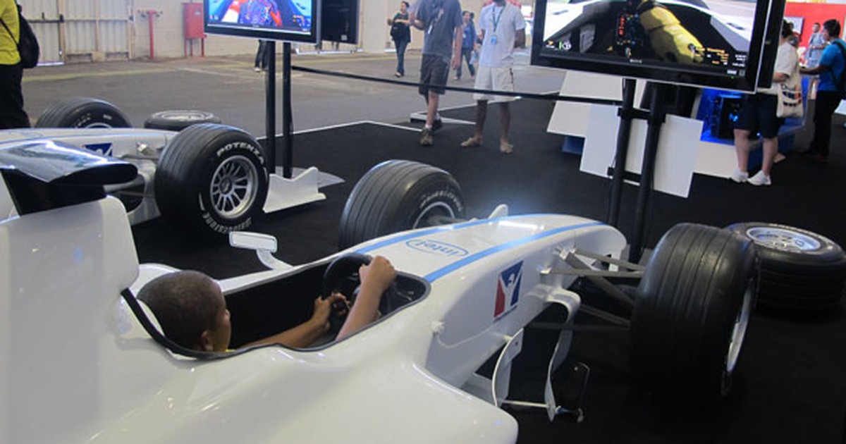 G1 - Simulador de Fórmula 1 é destaque na Campus Party - notícias em ...