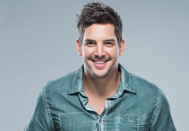 Felipe Pezzoni: "O primeiro CD que eu ganhei na vida foi o da Banda Eva ...