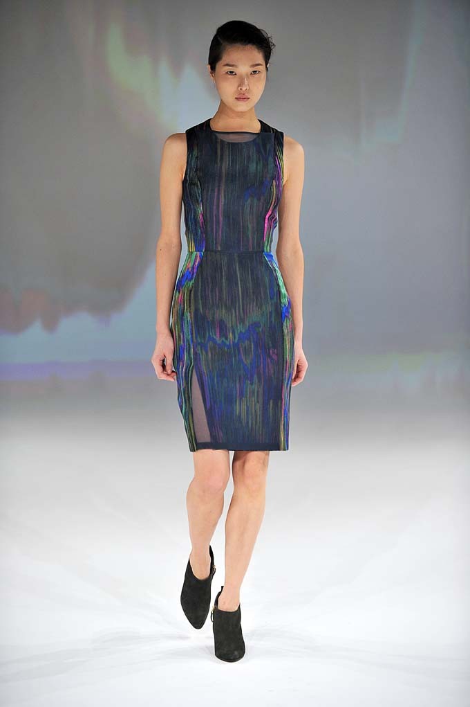 Hussein Chalayan | Paris | Inverno 2014 | Desfiles | Vogue