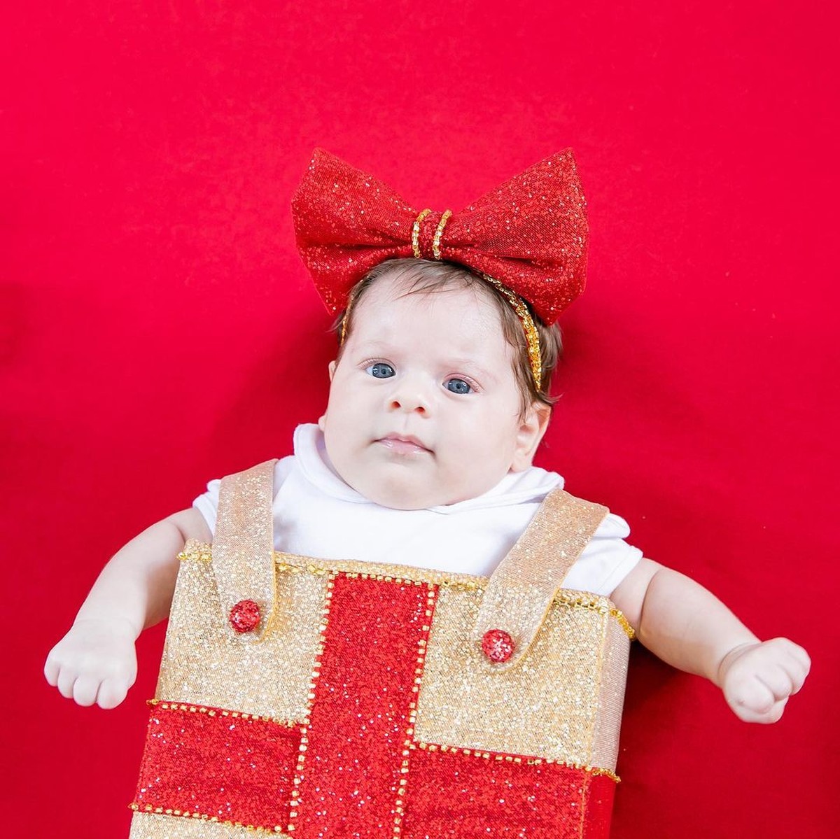 Virginia abre álbum de dois meses de Maria Flor em clima de Natal ...