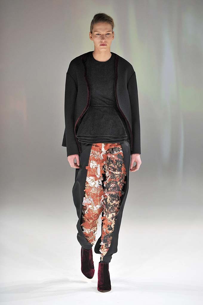 Hussein Chalayan | Paris | Inverno 2014 | Desfiles | Vogue