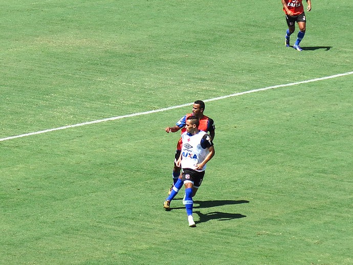 Serginho faz gol como titular, e Doriva dá chance a Nei e Madson na lateral
