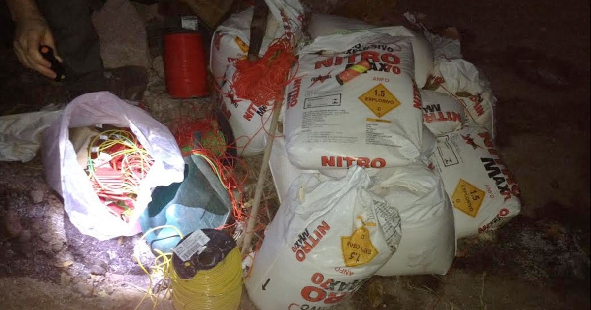 G1 - Polícia apreende 250 kg de explosivo armazenado irregularmente em ...