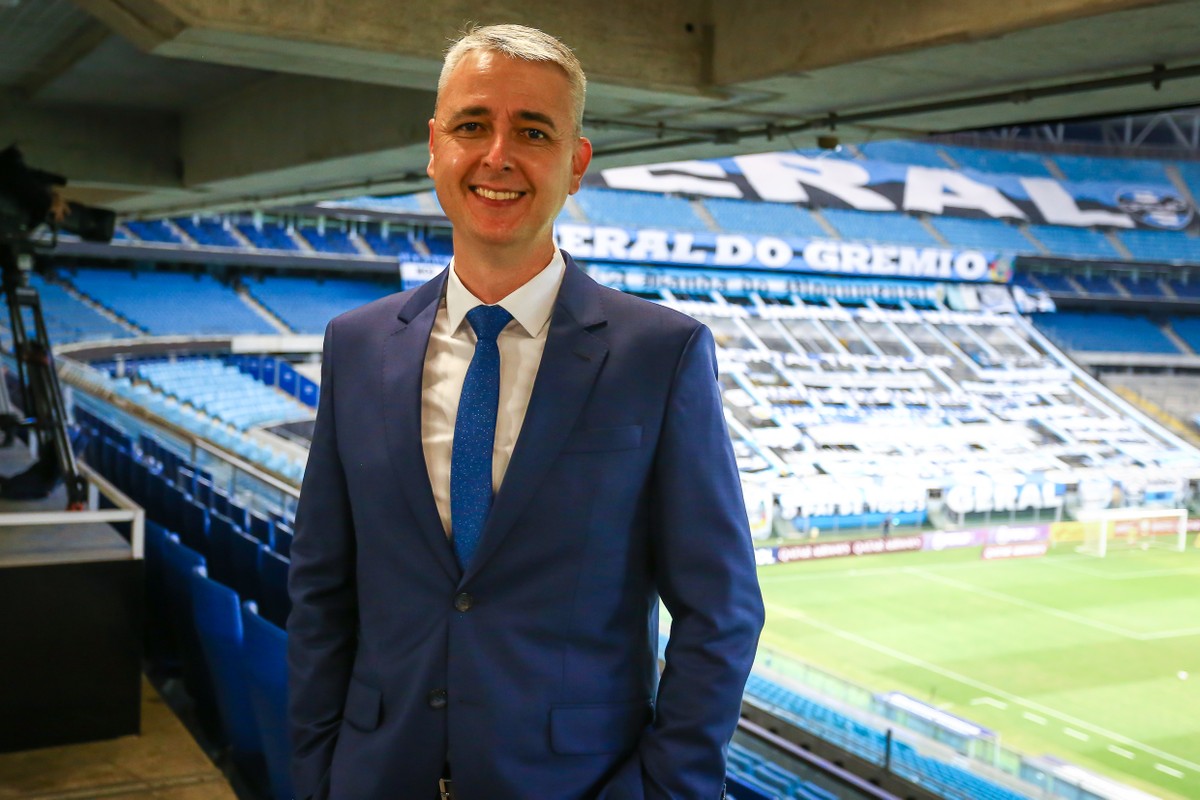 Tiago Nunes chega cuidadoso e está certo | Vida Real | ge