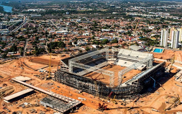 Governo divulga novas fotos dos estádios em construção para a Copa ...
