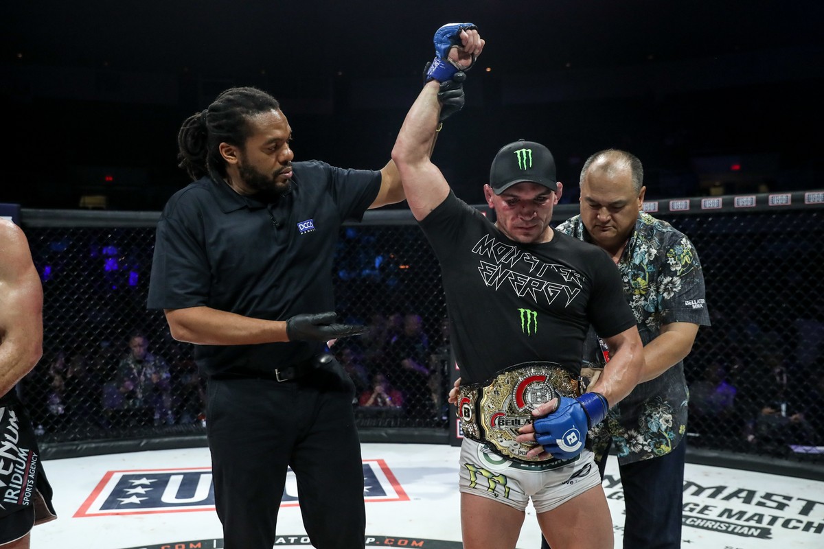 Michael Chandler retoma cinturão do Bellator; Robson Gracie Jr. estreia ...