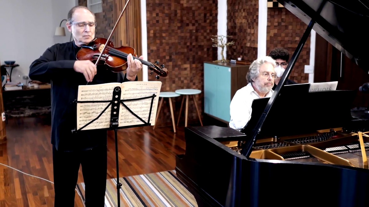 Músicos Horácio Schaefer e Sergio Melardi fazem concerto em Poços de ...