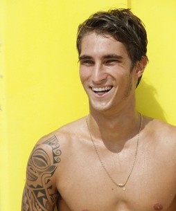 Omar Docena de 'Insensato': 'Quase perdi os dentes com o wakeboard ...