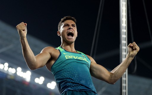 Thiago Braz bate recorde olímpico e fatura ouro no salto com vara - Época Negócios | Olimpíada