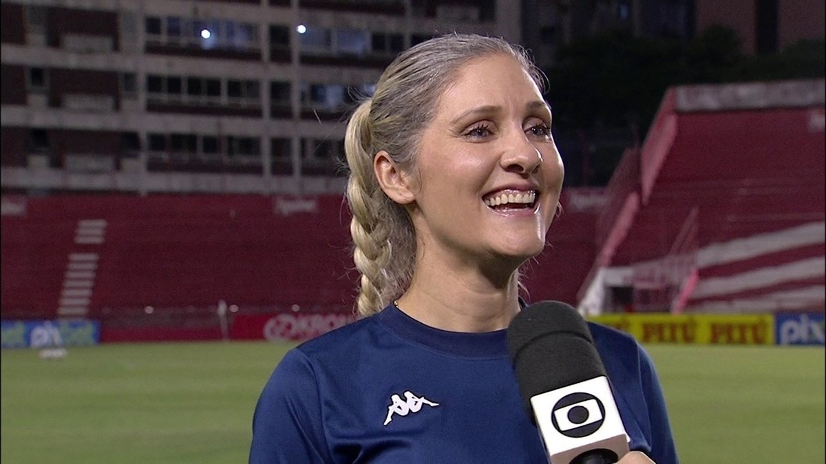 Neuza Back comenta ser primeira auxiliar brasileira em Copa do Mundo ...