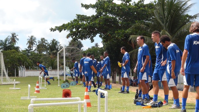 Sob o comando de Canindé, CSA luta para voltar a ser campeão estadual ...