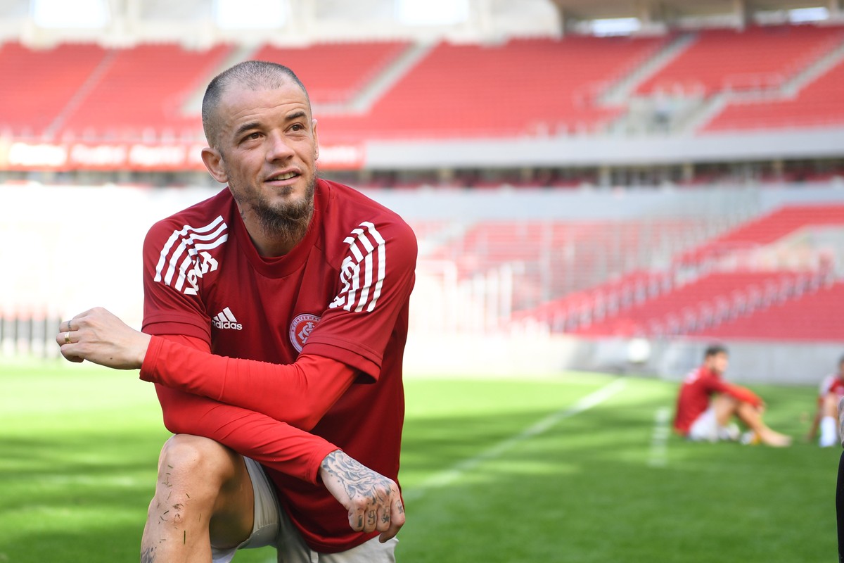 D'Alessandro faz 12 anos da estreia pelo Inter e aposta em histórico ...