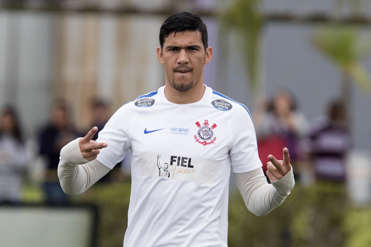 Balbuena treina em dois períodos, mas só deve reforçar Corinthians após ...