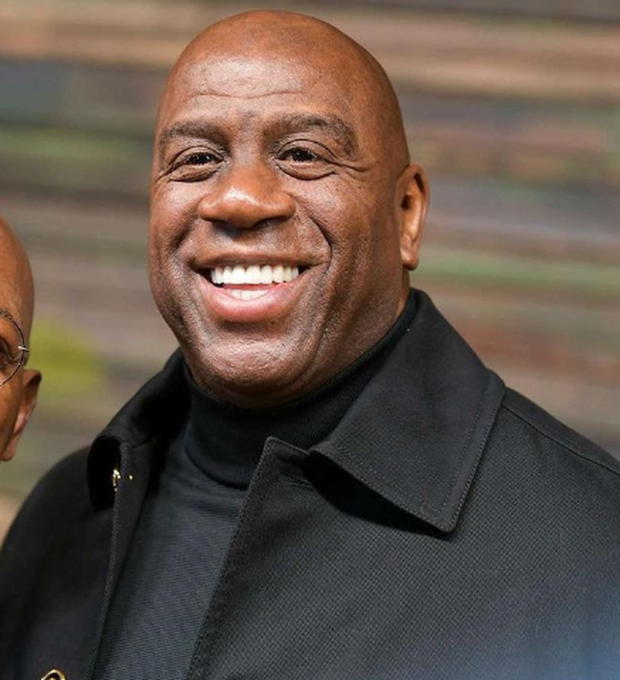 Magic Johnson e sócios compram time de futebol americano por valor ...