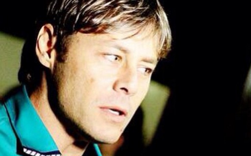 Theo Becker sobre participação em reality: “Acabou com a minha carreira ...