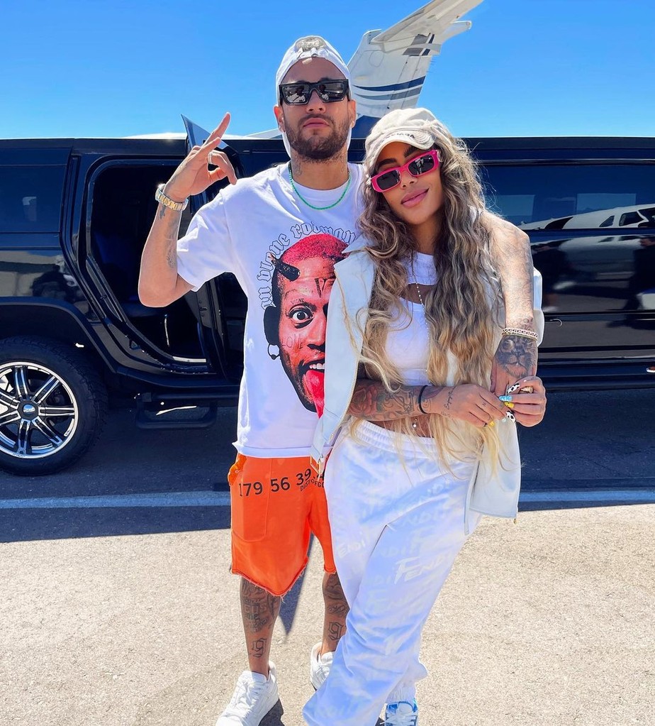 Neymar e Rafaella Santos posam em frente a jatinho: "Tão bom dividir a ...