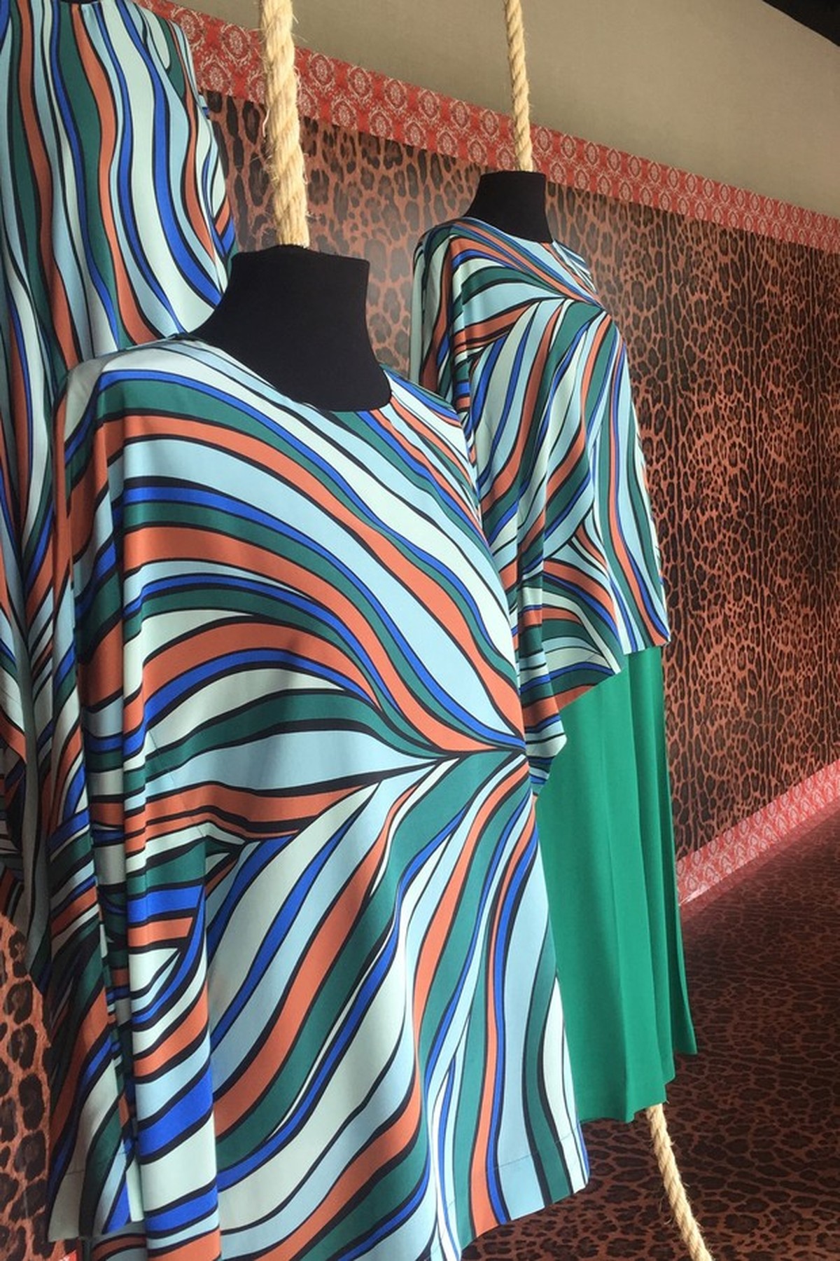 Preview de inverno 2016 chega às araras da Magrella | Moda | Vogue
