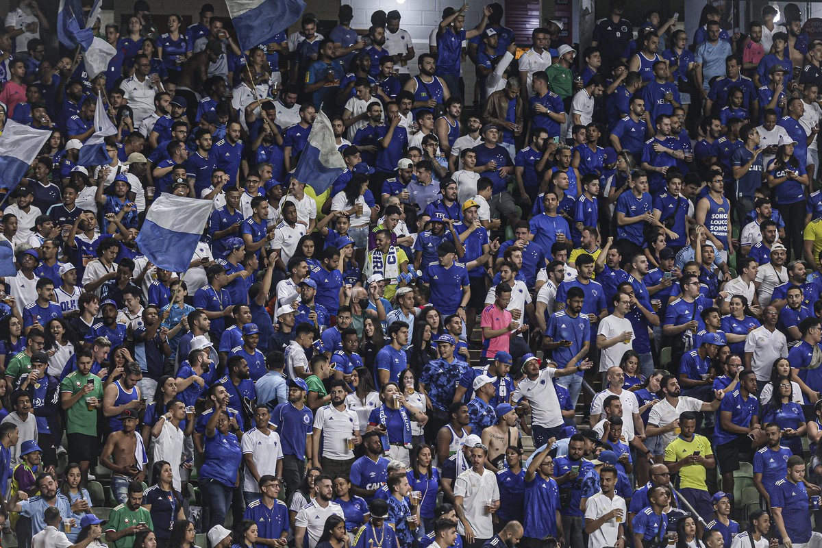 Torcida do Cruzeiro esgota parte de setores e garante 16 mil ingressos ...