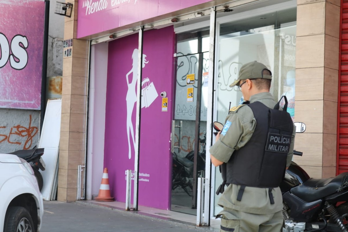Segurança Particular é Baleado Por Bandidos Durante Assalto A Loja No