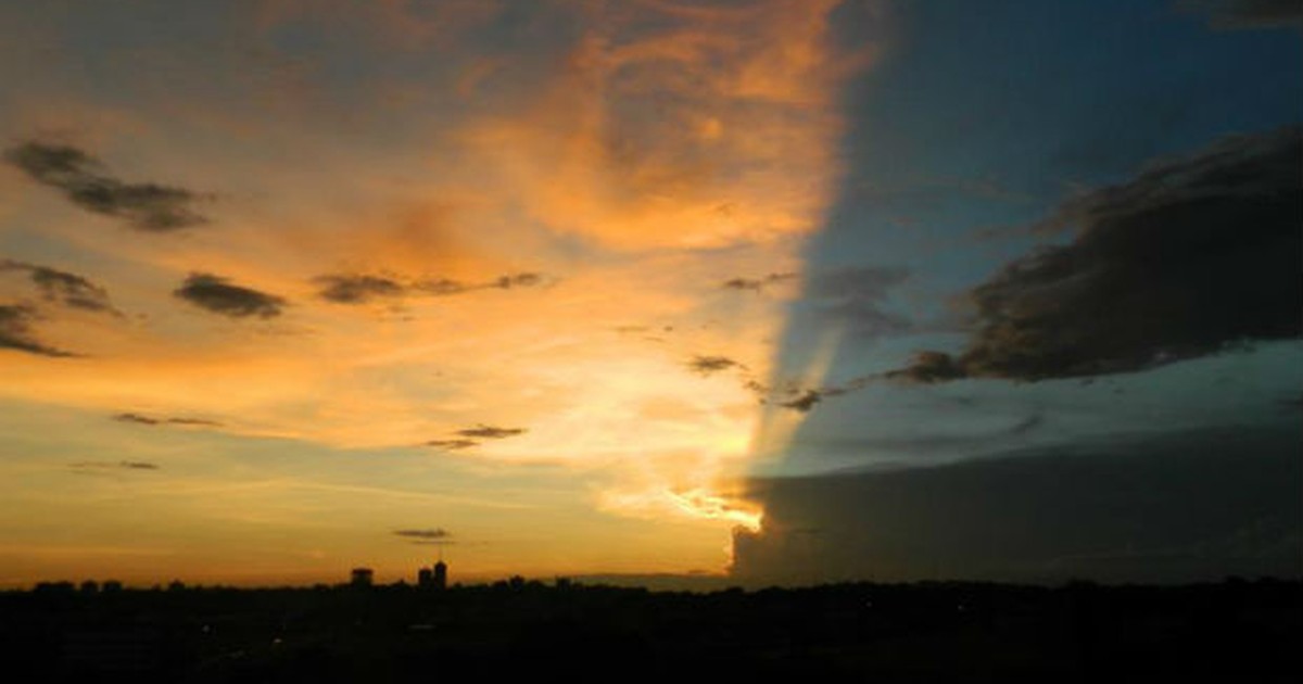 G1 - Internauta fotografa 'céu dividido' em claridade e sombra no ...