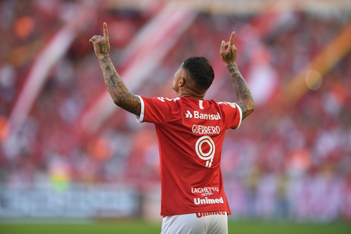 Um mês após estreia, Guerrero assume protagonismo no Inter e busca 100º ...