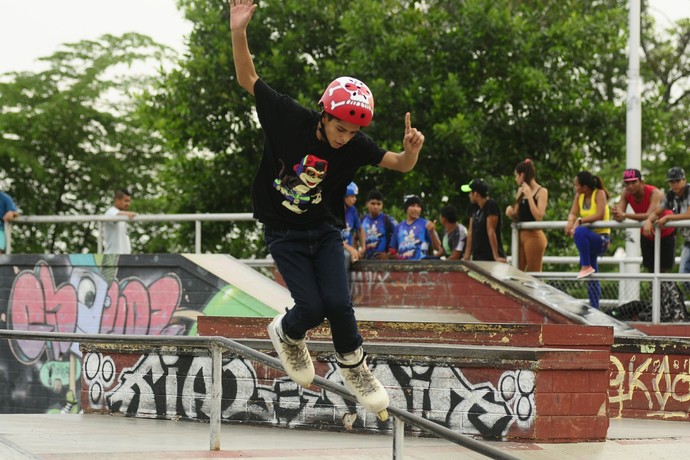 Com participação de 50 competidores, Patins Street Brasil agita Ponta Negra
