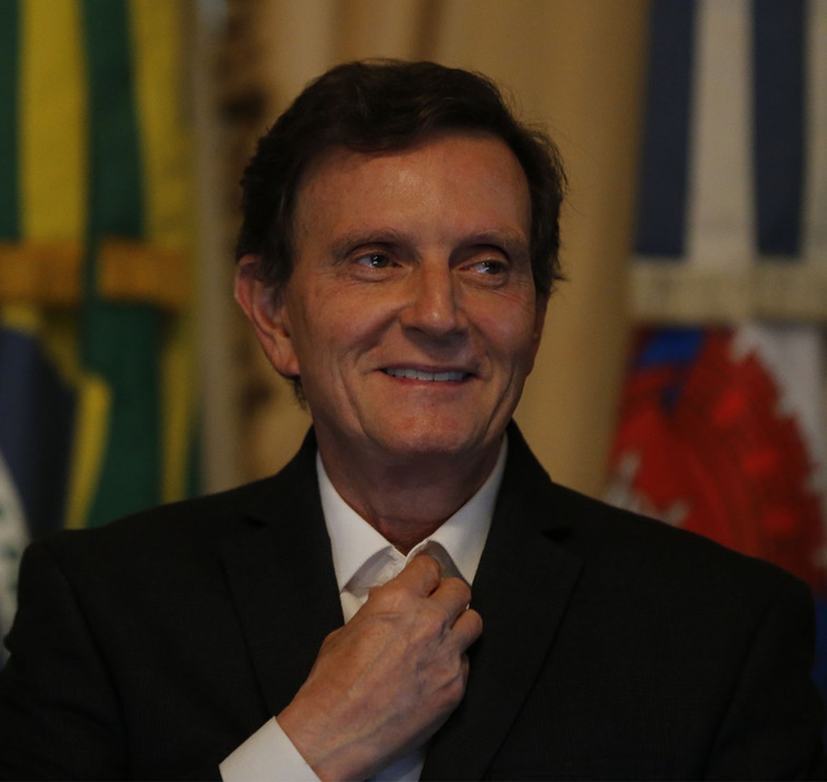 Crivella busca megaprojetos e ajuda de Bolsonaro para o Rio | Política ...