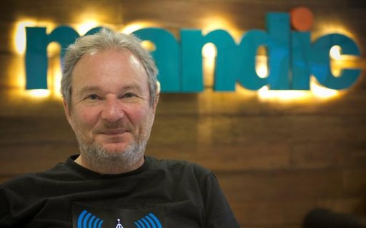 Morre Aleksandar Mandic, um dos pais da internet no Brasil - Época ...