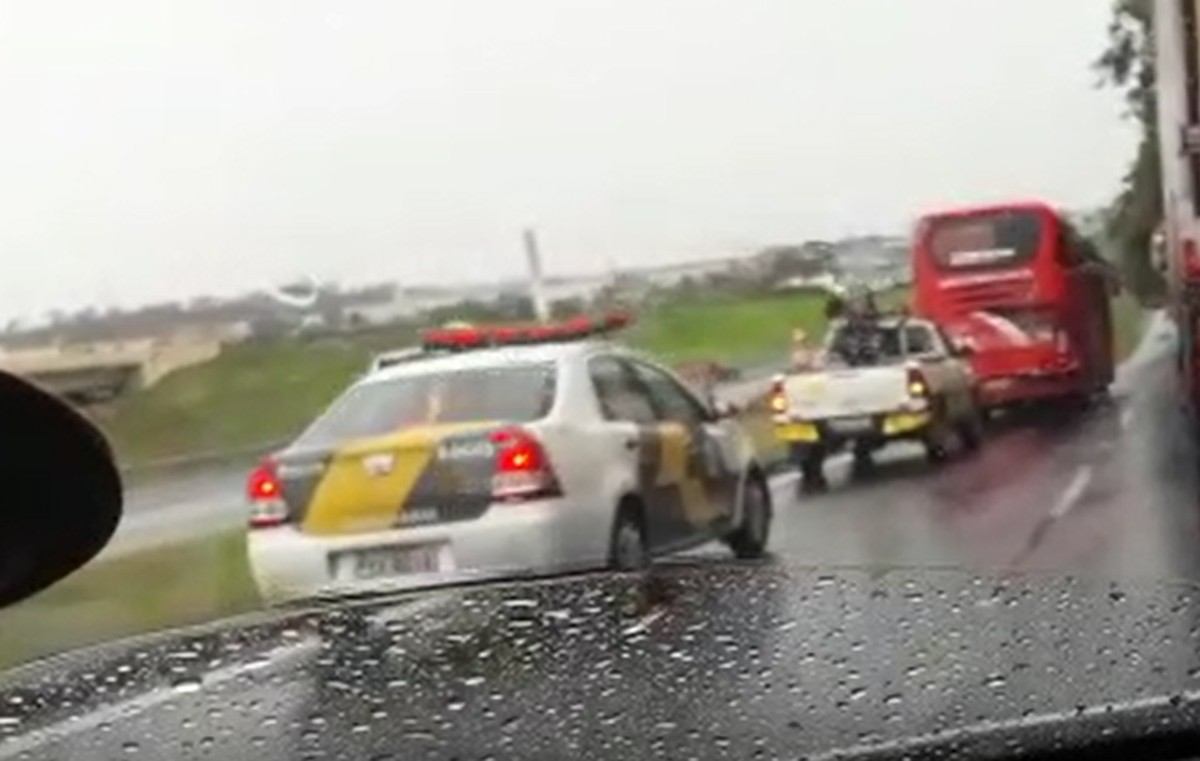Motociclista morre após ser atropelado por ônibus na Anhanguera em Campinas | Campinas e Região | G1