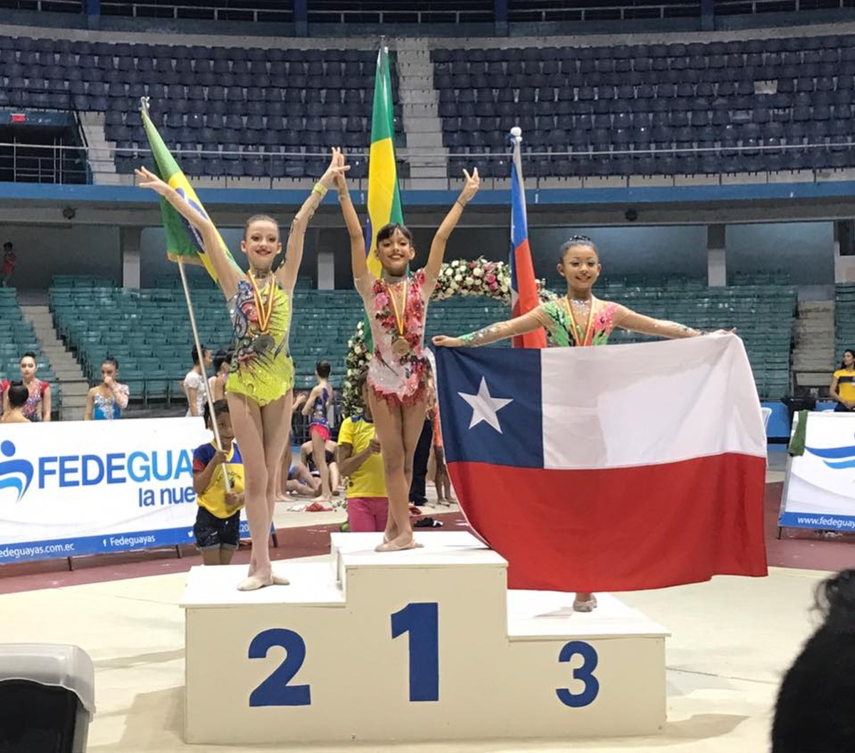 Maria Lua conquista medalha de ouro em Sul-Americano de GR no Equador ...