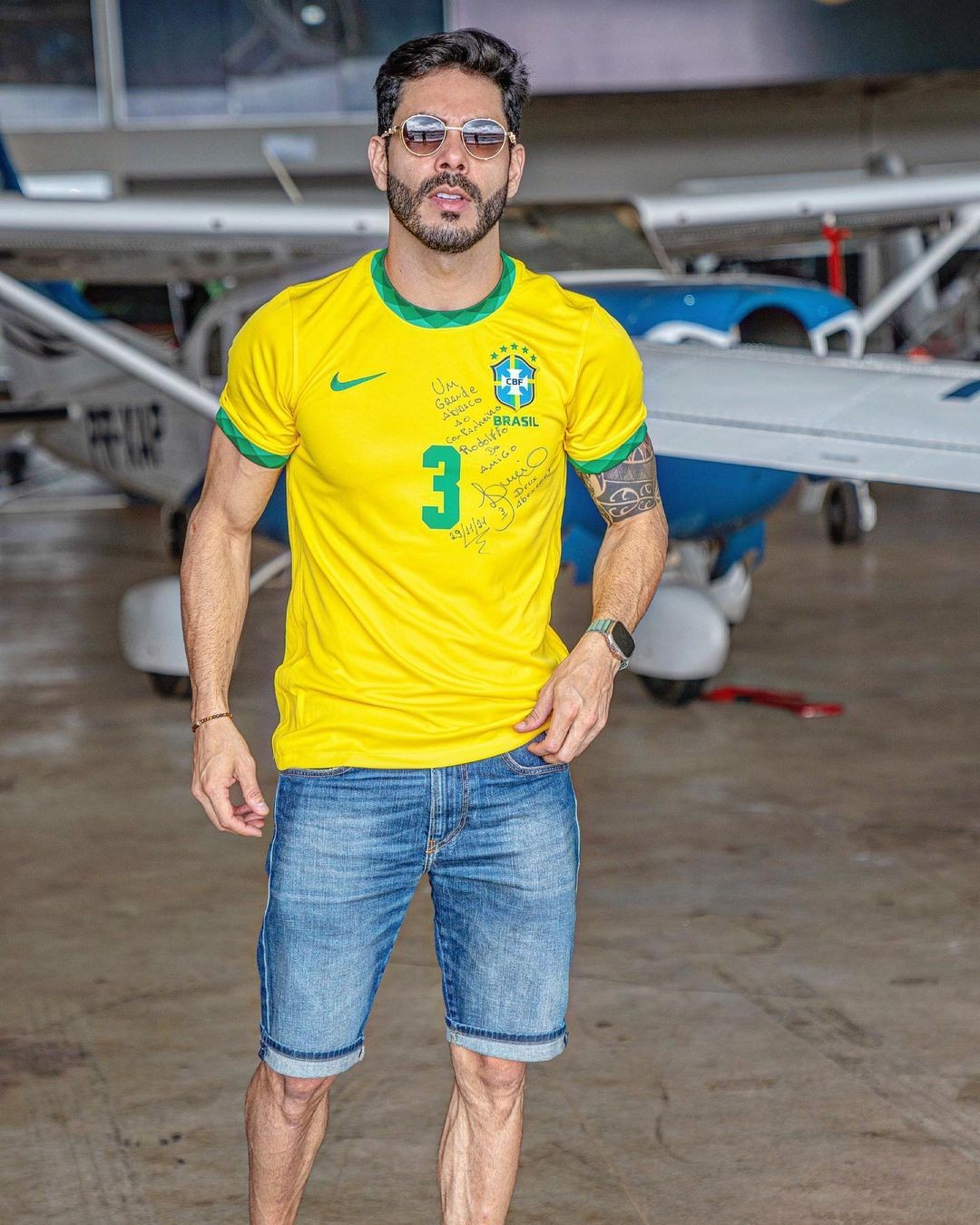 Famosos se produzem para o quarto jogo do Brasil na Copa do Mundo ...