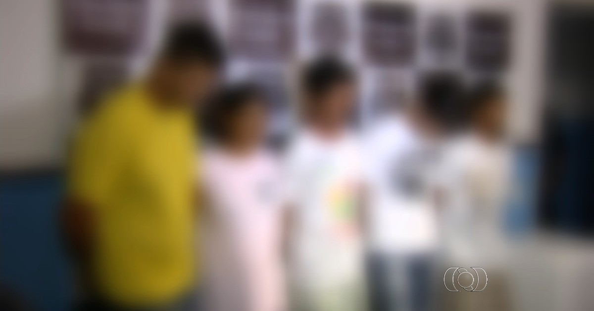 G1 Casal é Preso Suspeito De Vender A Virgindade Da Filha Por R 3