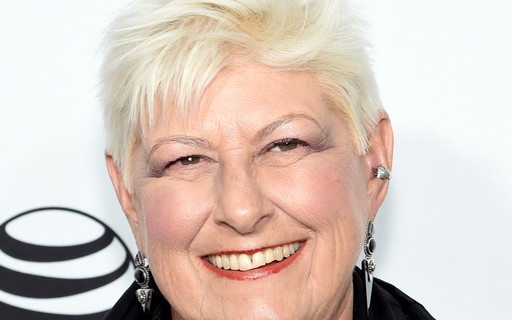 Morre Anne Beatts, roteirista pioneira na comédia da TV norte-americana ...