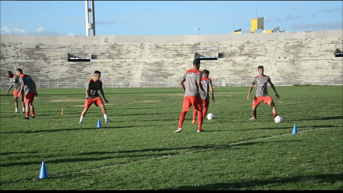 Campinense pode ter até cinco titulares pendurados para decisão contra ...
