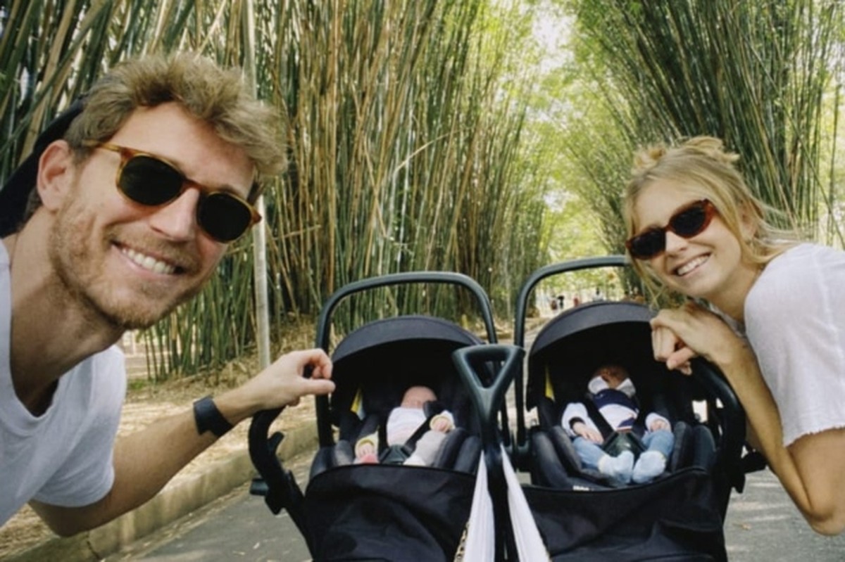 Isa Scherer fala sobre o uso da chupeta: "Quem tem gêmeos e não usa ...