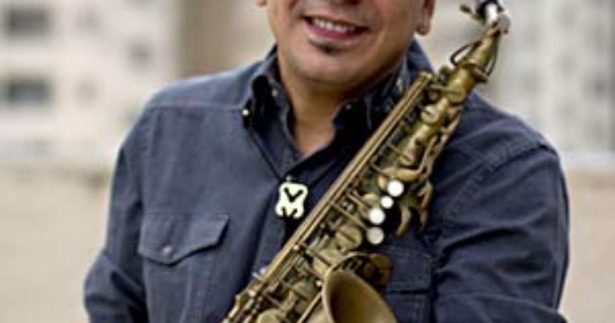 G1 - Maestro Spok evoca o frevo em festa na sede do Galo, no Recife ...