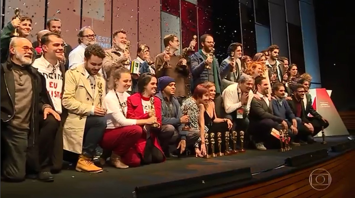 WEB EPISÓDIO: Leo Portiolli em papo exclusivo com atores do filme ...