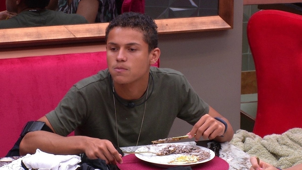 Danrley analisa Alan: 'Tá nervoso' | casa bbb | gshow