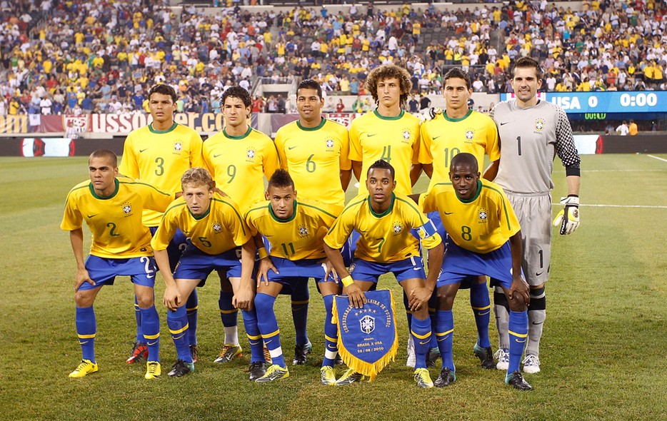FOTOS: Brasil vence os Estados Unidos na estreia de Mano Menezes ...