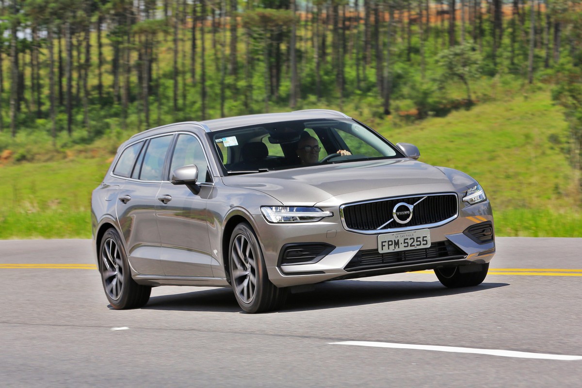 Volvo V60 chega por R$ 199.950 para preservar a espécie das peruas ...