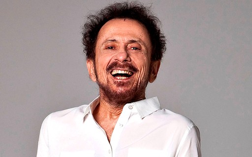 Aos 82 anos, Tom Zé cancela shows por motivos de saúde - Revista Marie ...