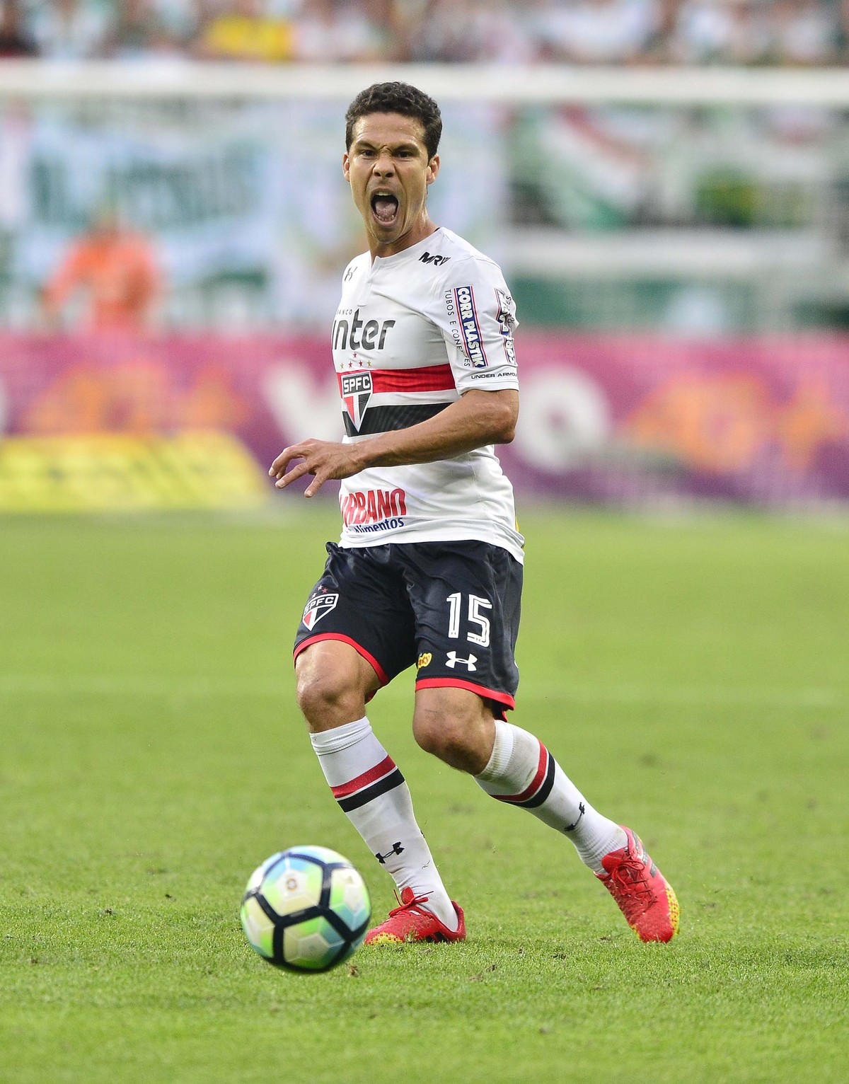 Hernanes diz que faltou humildade ao São Paulo para segurar empate ...