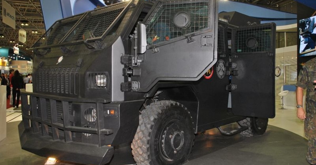 G1 - Novo carro blindado do Bope é exibido em feira de segurança no Rio ...
