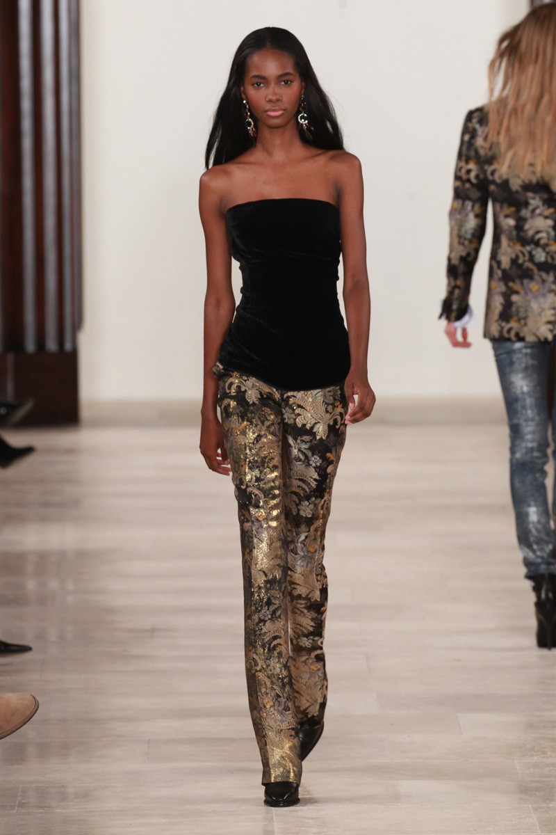 Ralph Lauren divide seu inverno entre roupas casuais e de festa ...