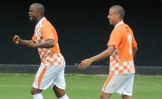 Adauto vibra com boa fase do Atibaia na Série A3: "Caçula, mas experiente"